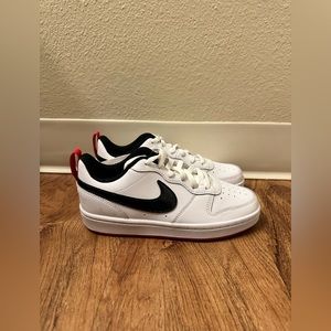 Nike | Shoes | Nike Court Borough Low 2 Se White Very Berry Sample ...